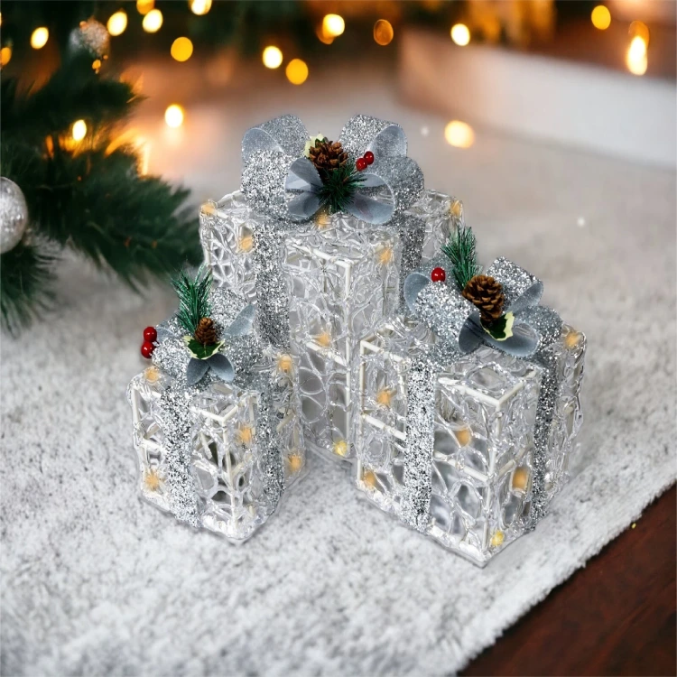 St Helens Xmas Haus GH9069 Set of 3 LED Christmas Box